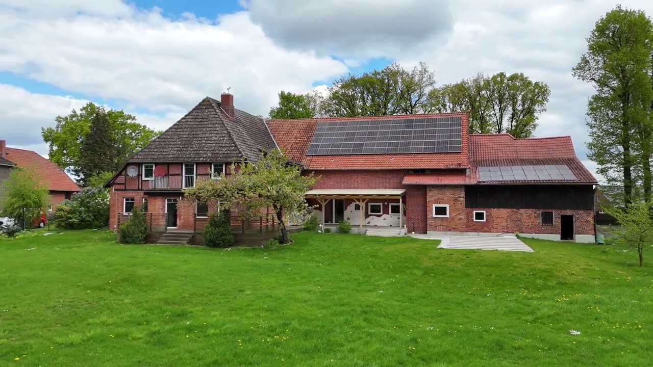 Schöner, renovierter Resthof auf 9146 m² Grundstück - Scheune/Stall ...