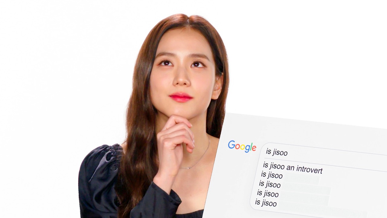 Jisoo Answers the Web's Most Searched Questions
