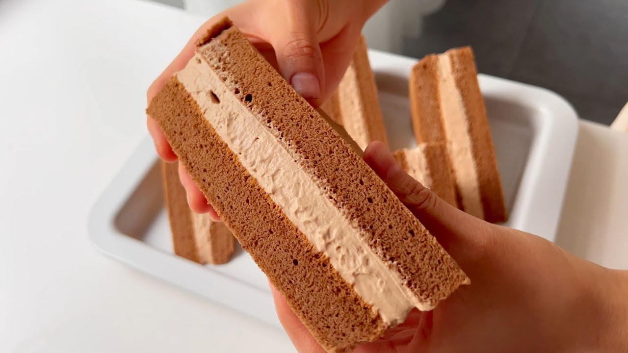Chocolate Cake Sandwich - U-Taste