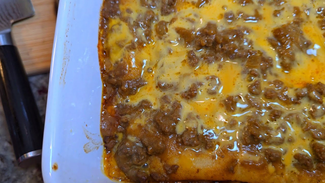 EASY Beef & Cheese Enchiladas - Chili Gravy Recipe