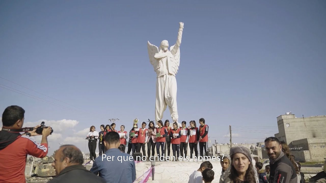 Ferran Domènech dirigeix el documental 'Kobane, aixecar-se': un retrat ...